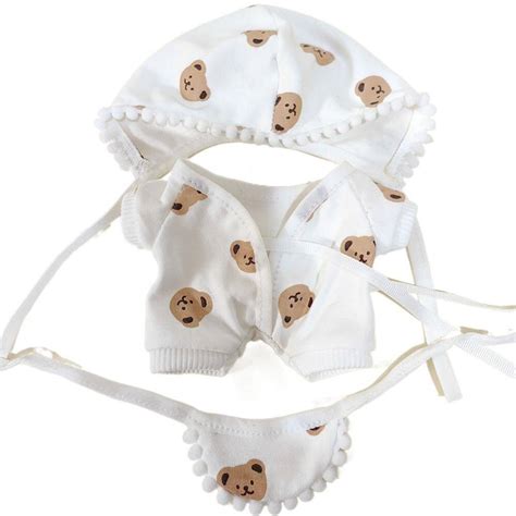 Trader ของขวัญสำหรับเด็ก คอสเพลย์ การเล่นบ้าน พร็อพถ่ายรูป ชุดนอนชุดสูท เสื้อผ้าตุ๊กตา20ซม ลาย