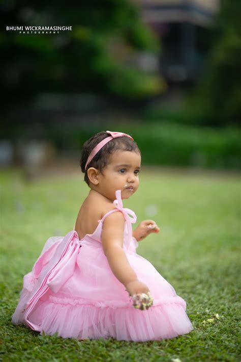 මෙන්න ඒ දෙන්නාගේ පුංචි සුරංගනාවි Nithya Devindi Hiru Gossip