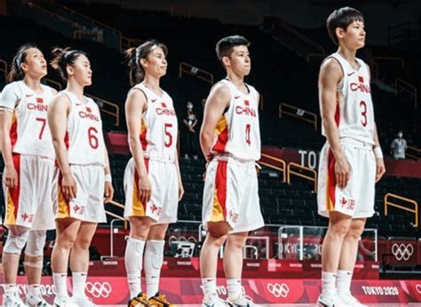 奥运4日看点：中国女篮冲四强，3日热议：刘翔说没必要向他道歉决赛