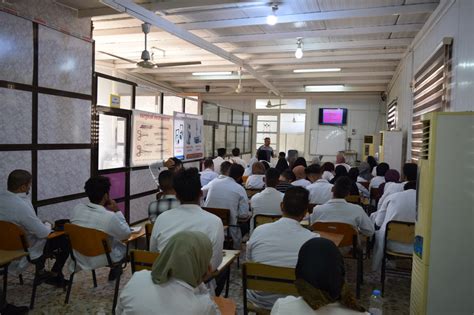 دورة تدريبية في جامعة كربلاء حول طرق وانواع الخياطات الجراحية