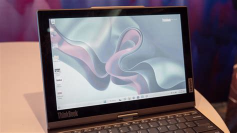 Lenovo Thinkpad Plus Twist Gives You Two Screens One Is A Color E Ink