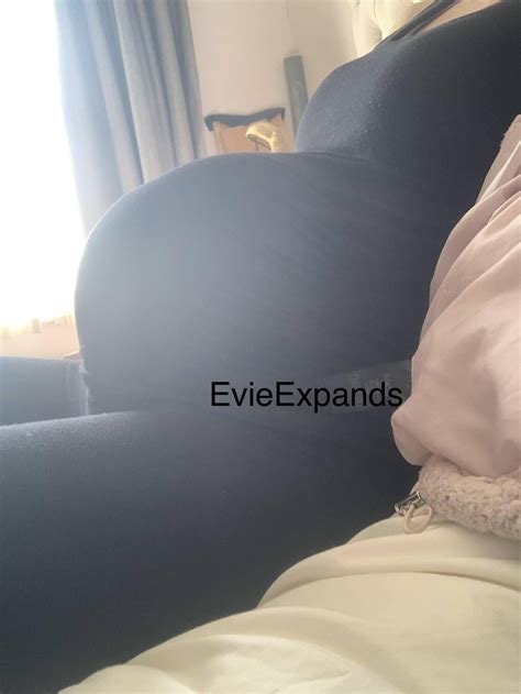 So Pregnant It Hurts Sooo Good ️‍🔥⭐️ ️‍🔥 Rclothedpreggo