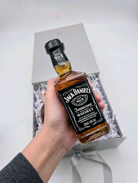 эрэгтэй бэлэг