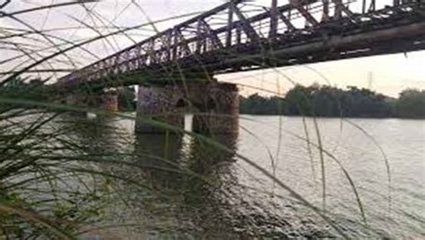 Sungai Bengawan Solo Sungai Terpanjang Di Jawa Yang Melintasi 12