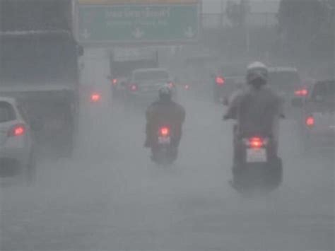 กรมอุตุฯเตือนฉบับ 11 อากาศแปรปรวน ฝนตกหนัก อุณหภูมิลด 1 2 องศา