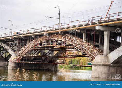Monolithic Formwork And Scaffolding Stock Image 271139911