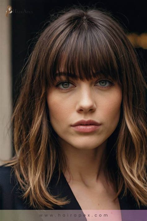 20 Modern Rachel Haircut Variations That Are Still Iconic In 2025