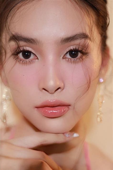 Đứng Hình Trước Nhan Sắc Của Tiểu Vy Trong Bộ ảnh Mới Xứng Danh Mỹ Nhân Của Năm