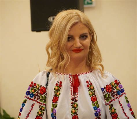 Diana Morar Să Privim înainte Cu încredere și Speranță Timponlinero