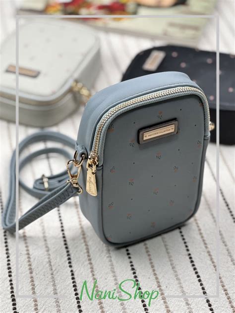 کیف دوشی چرم طرح گل برند پرتیزس