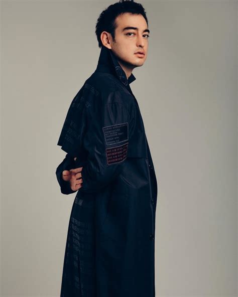 Lirik Lagu Gimme Love Joji Kumparan