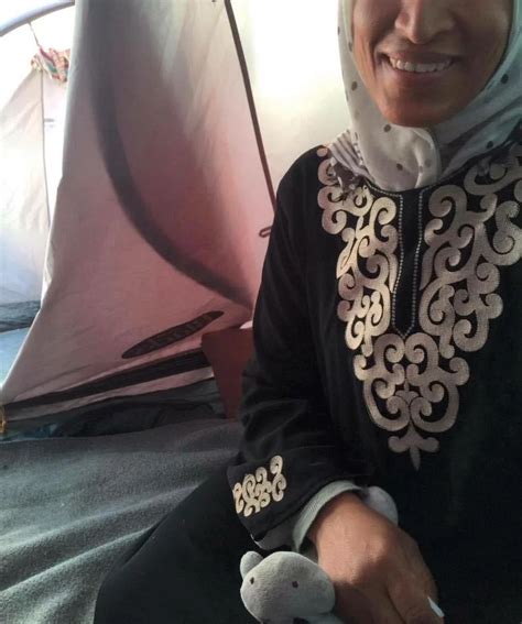 A Syrian Mother In Idomeni Camp Refugee Biriyani And Bananas
