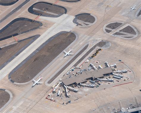 American Opens New Satellite Terminal At Dfw Airport Reorganizes Gates