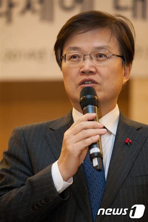 최양희 장관 정보통신기술ict 산업 현황 진단 및 과제에 대한 조찬간담회 참석 뉴스1