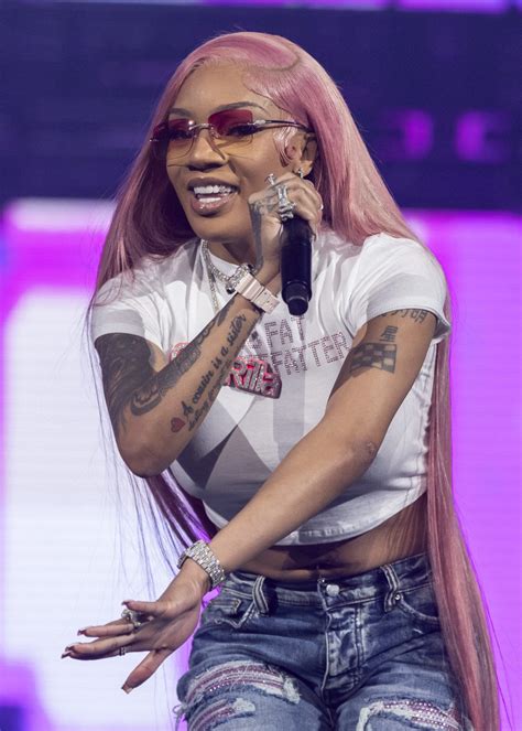 Rapper Glorilla Suffers Wardrobe Malfunction During Dui Arrest Report