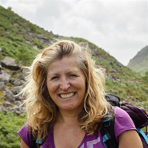 Astro And Space Photographer Jen Rogers Shares Shows Us Whats In Her
