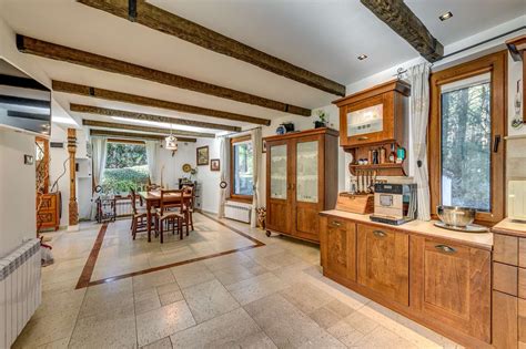 Ivanova Уют и тишина в сърцето на природата Самостоятелна къща в парк „Камбаните“ само на 7