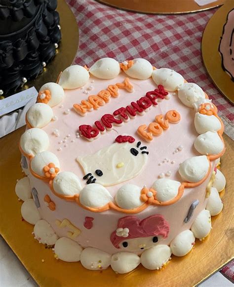 50cute Minimalist Buttercream Cakes Hello Kitty Cake