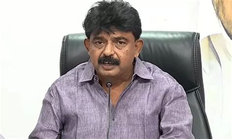 వైసీపీ కాంగ్రెస్ లో విలీనం క్లారిటీ వచ్చేసిందా Perni Nani