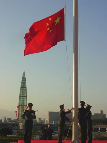 升旗仪式人物卡通图片 升旗仪式图片 升旗仪式卡通 大山谷图库