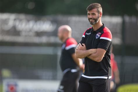 Motherwell Appoint Stuart Kettlewell Amid Links To Rangers Fan Manager