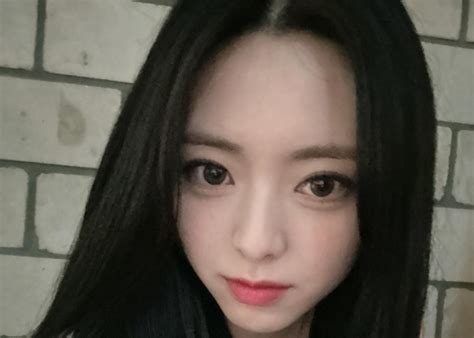 Itzyユナインスタ チャールズニュースとユーモア