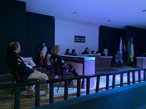 No Tocantins PRF participa de Júri Simulado realizado por alunos da rede municipal escolar