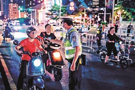 光明交警“猎虎”行动护道路交通安全光明新闻数字报