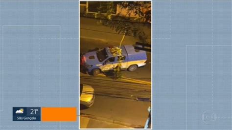 Tiroteio Entre PMs E Criminosos Termina Policial Morto E Jovem