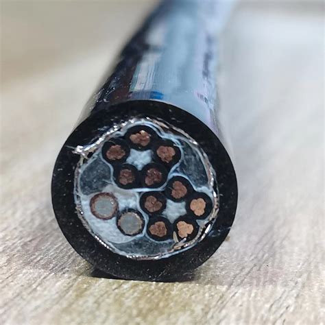 Bus总线计算机硬件系统的信息高速公路