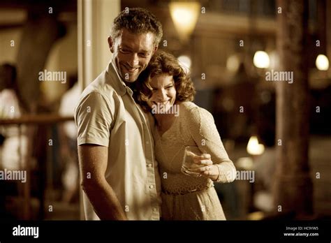 Adrift Aka A Deriva From Left Vincent Cassel Debora Bloch 2009