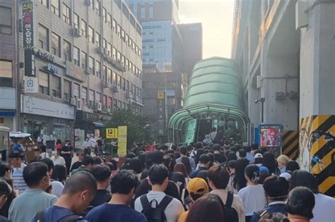 논란의 ‘핫플 성수역 5번 출구 생긴다