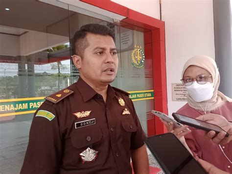 Kpk Serahkan Barang Bukti Kasus Korupsi Agm Cahayaborneo