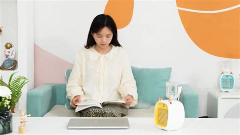 พัดลมไอน้ำ พัดลมไอเย็นตั้งโต๊ะ เพิ่มความชื้น พัดลมตั้งโต๊ะ Spray Cold Fan พัดลม Usb พัดลมไอน้ำ