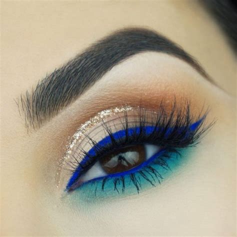 7 Hot Sexy Suzy Shirinian Bikini Pics