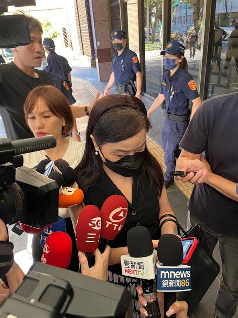 指前中國小姐張淑娟涉緋聞遭起訴 周玉蔻出庭 圖