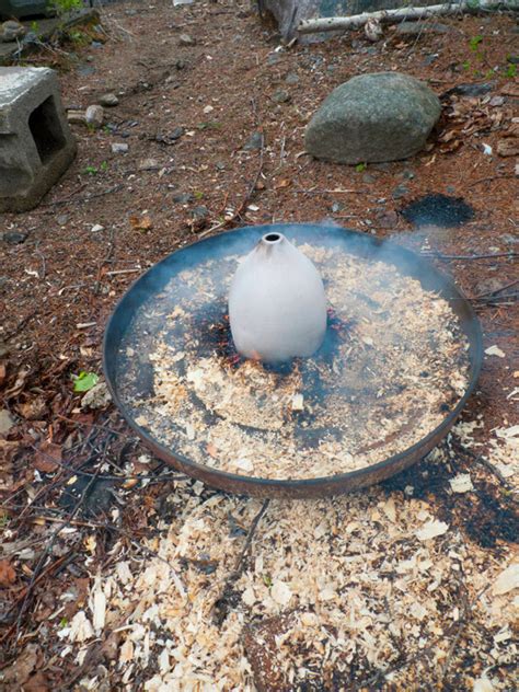Comment cuire de la poterie raku Guide complet Les néo céramistes