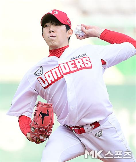 오원석 `시즌 2승을 노린다` Mk포토 Mk스포츠