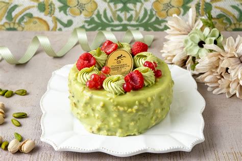 『いちごとピスタチオ』心ときめく春先取りスイーツ Patisserie Tooth Tooth Tooth Tooth トゥース・トゥース