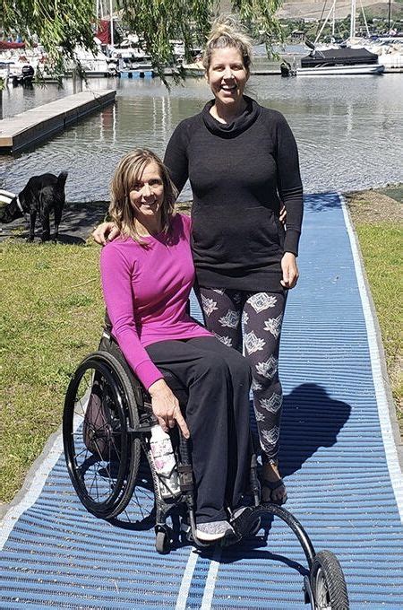 Pin By Bobby Laurel On Wheelchairs 3 Wheelchair Women Wheelchair Women