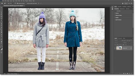 Remove People Or Objects From Photos Using Photoshop S Remove Tool