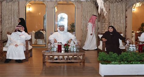 محافظ الأحساء يزور مهرجان طرفة بن العبد الديرة نيوز