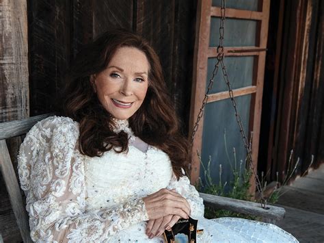 Loretta Lynn Still Woman Enough Uncut