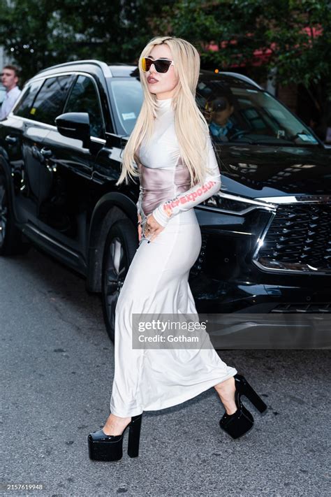 Ava Max Feet Feetdatabase Com