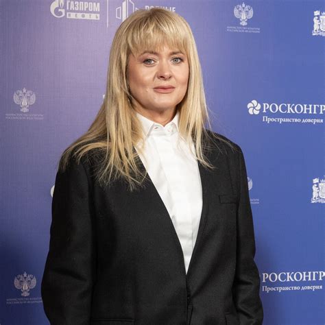 Анна Михалкова получила специальный приз от президента кинофестиваля