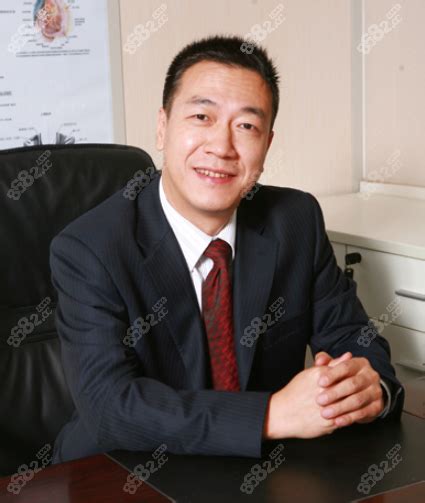 磨骨修复医生排名 是推荐指数高的，磨骨修复技术好的医生下颌角整形 8682整形网