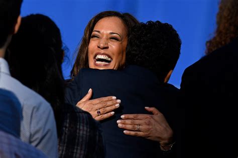 Kamala Harris Kicks Off Presidential Campaign With Oakland Rally