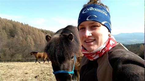VLOG práce ze země Jarda se sedlem YouTube