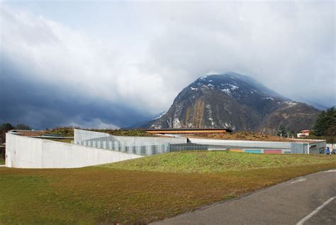 Community Arts Center And Youth Club Mas Architecture Archdaily