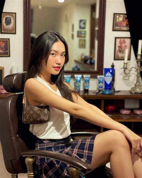 Doãn Hải My Ái nữ Hà thành được bố mẹ yêu chiều nổi bật khi thi hoa